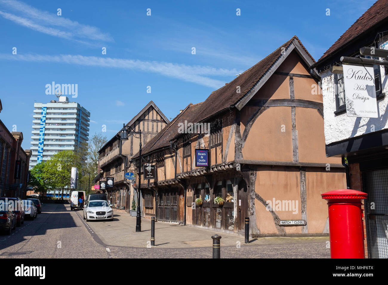 Spon end hi-res stock photography and images - Alamy