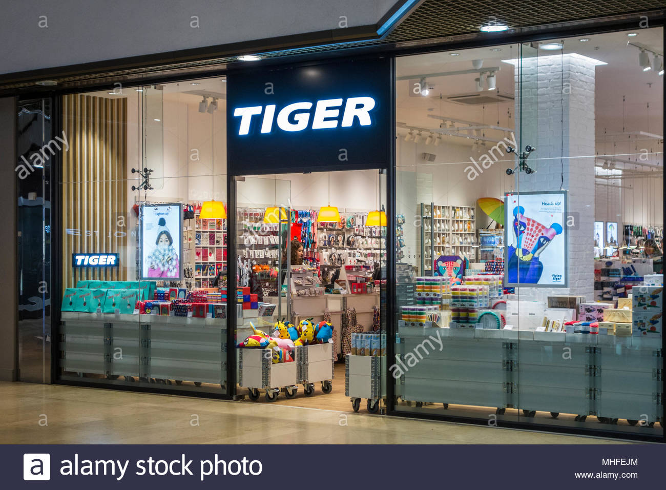 Peterborough Queensgate High Resolution Stock Photography and Images ...