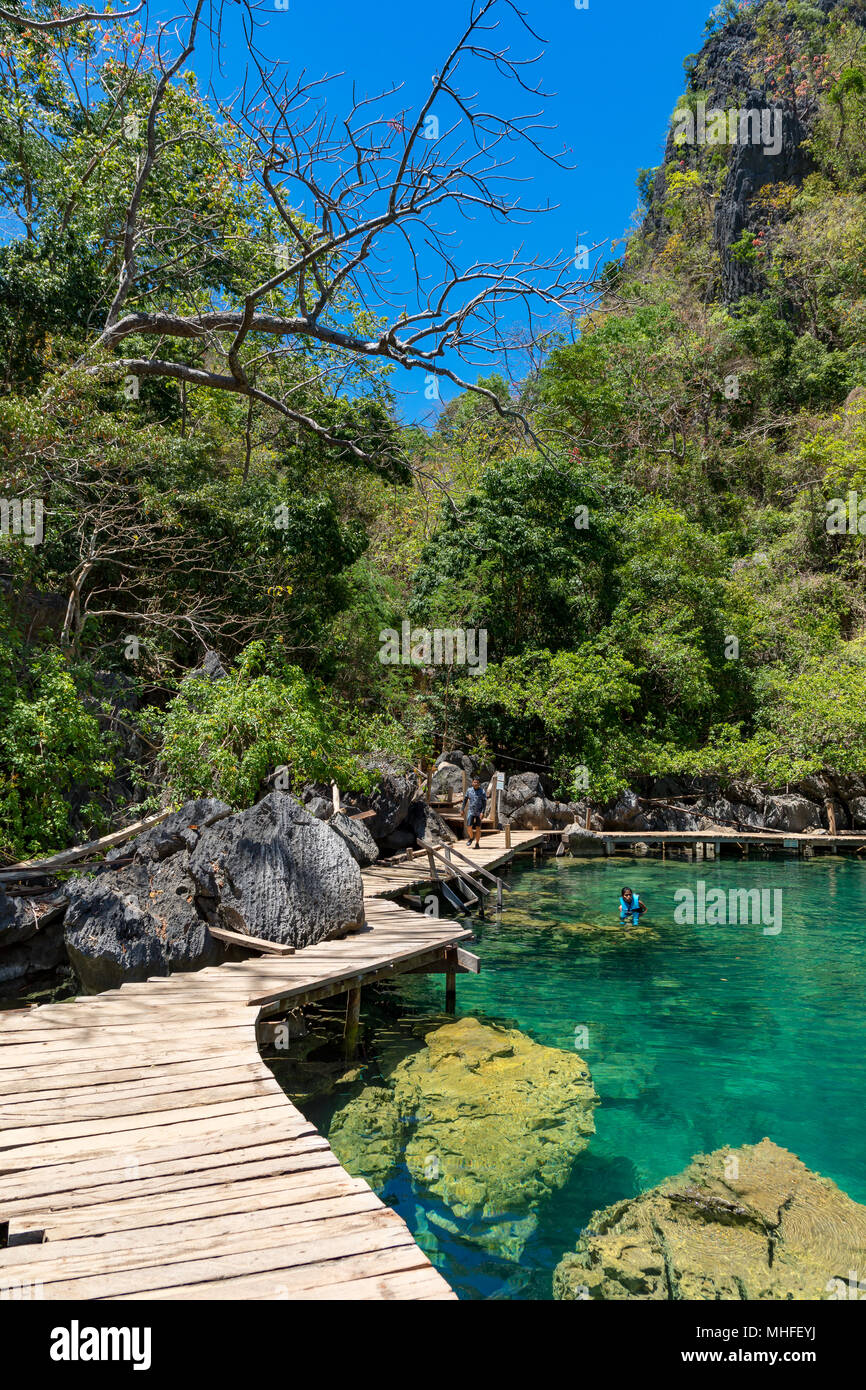 Coron Palawan Philippines April 12, 2018 The clear waters of Kayangan ...