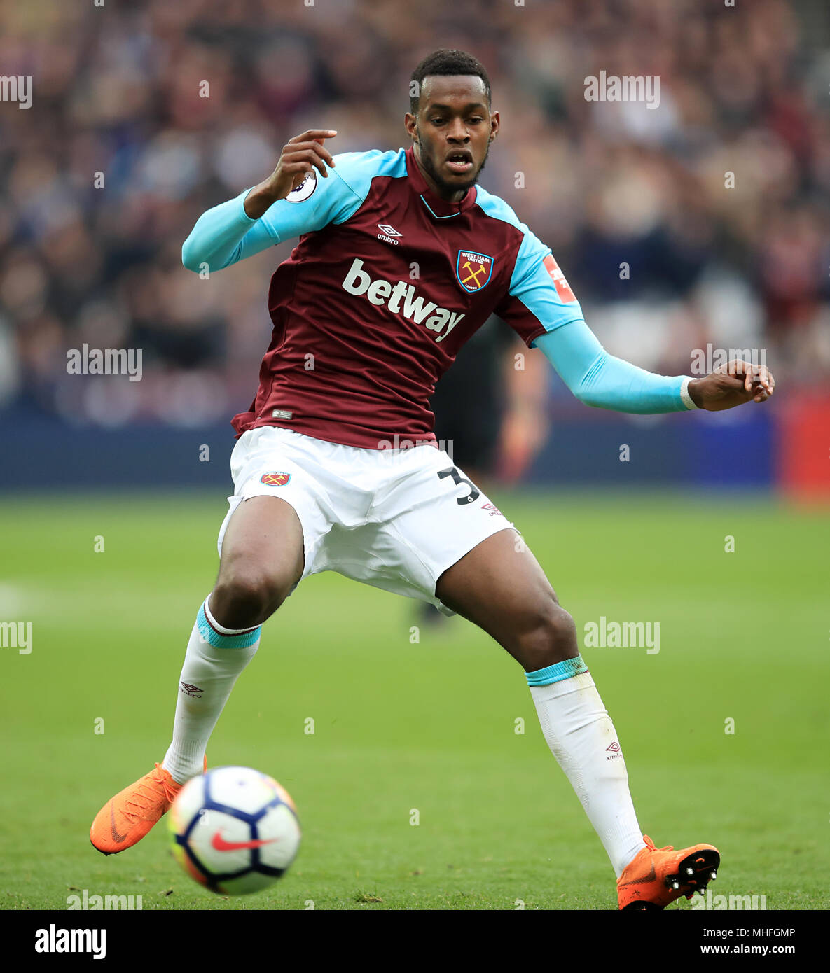 Edimilson fernandes hi-res stock photography and images - Alamy