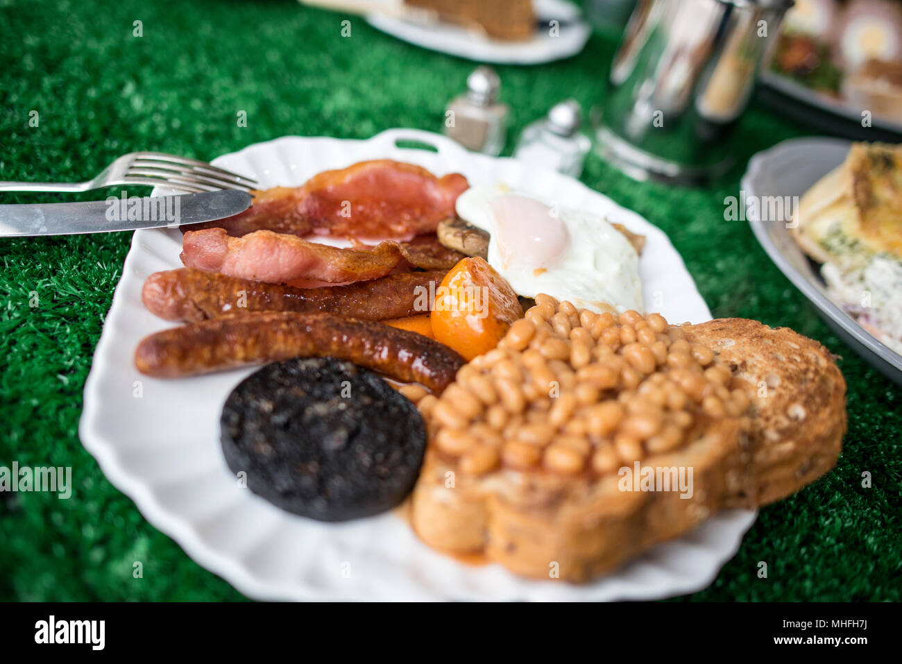 Full English Breakfast Stock Photo - Alamy