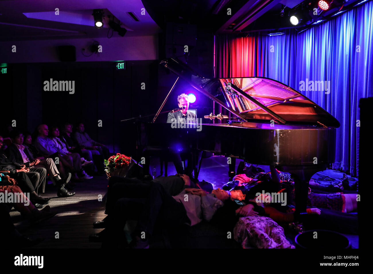 Grammy award-winning musician Peter Kater invites the audience to take ...
