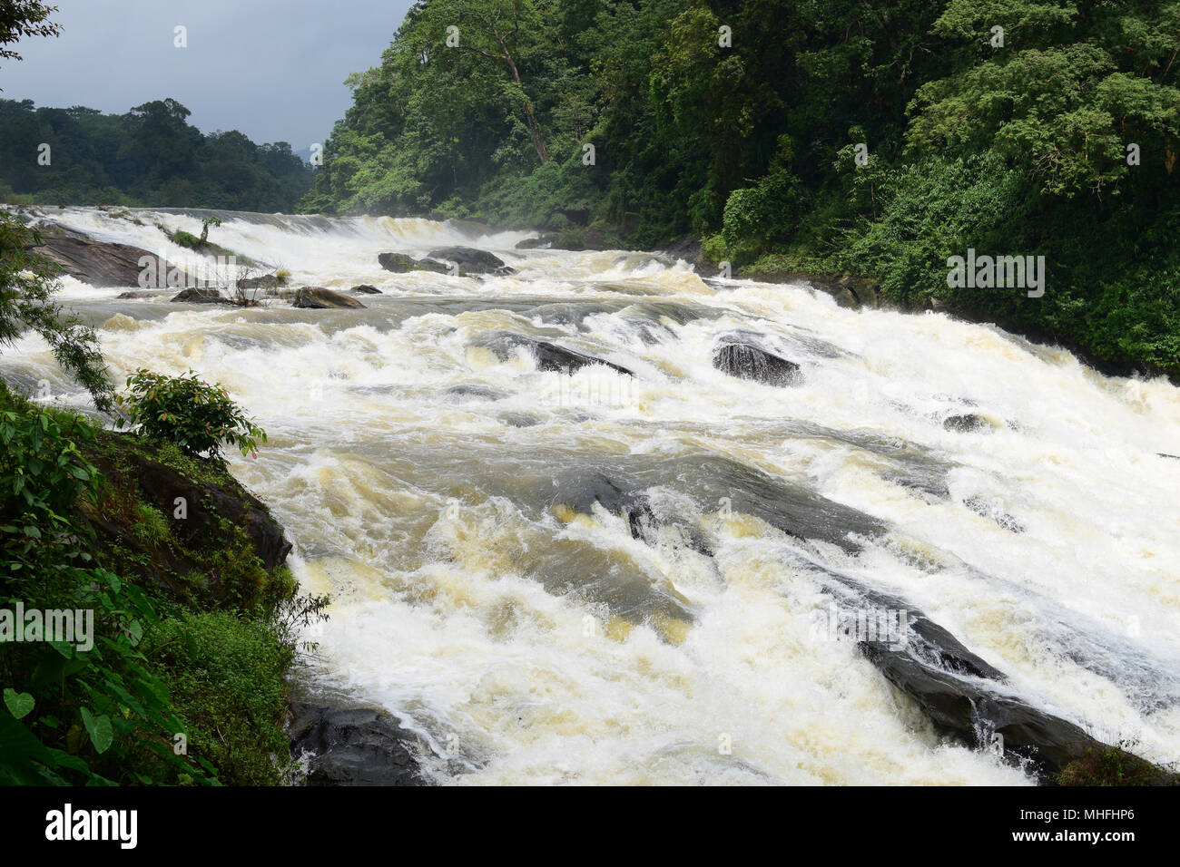 Beautiful waterfalls in india hi-res stock photography and images - Alamy