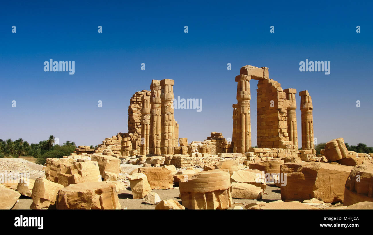 Amun temple hi-res stock photography and images - Alamy