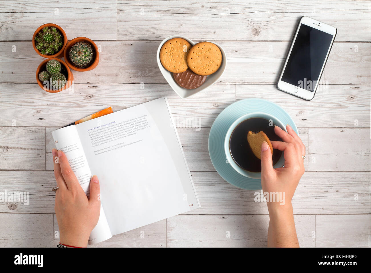 Reading is easy hi-res stock photography and images - Alamy