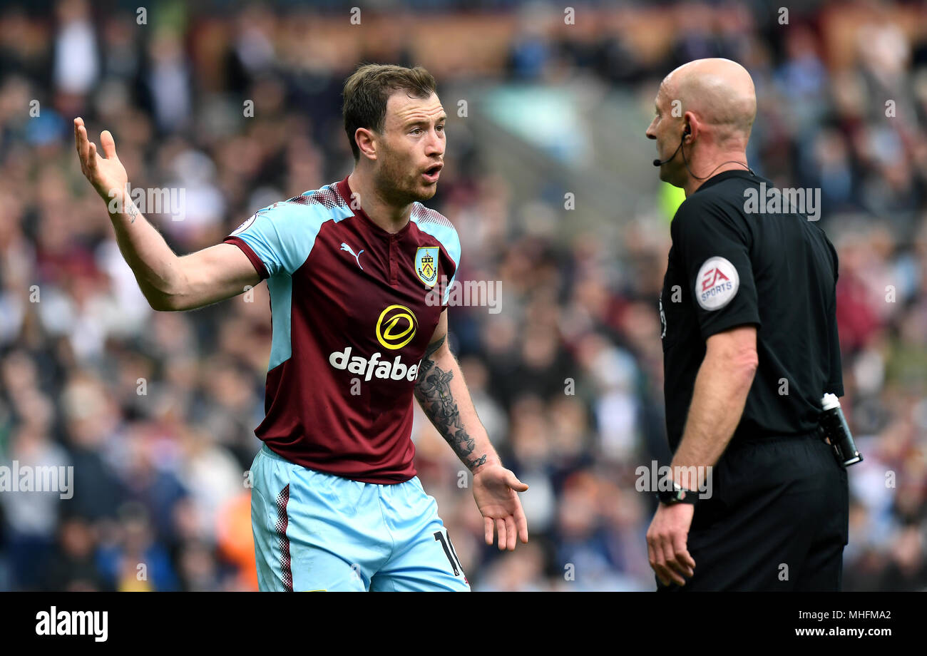 Burnley's Ashley Barnes reacts to Match referee Roger East Stock Photo ...