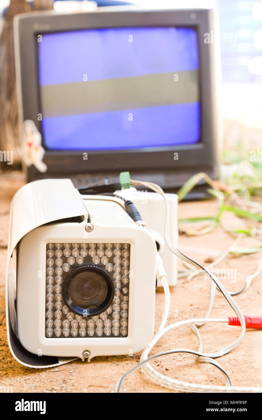 setup cctv camera on wall Stock Photo - Alamy