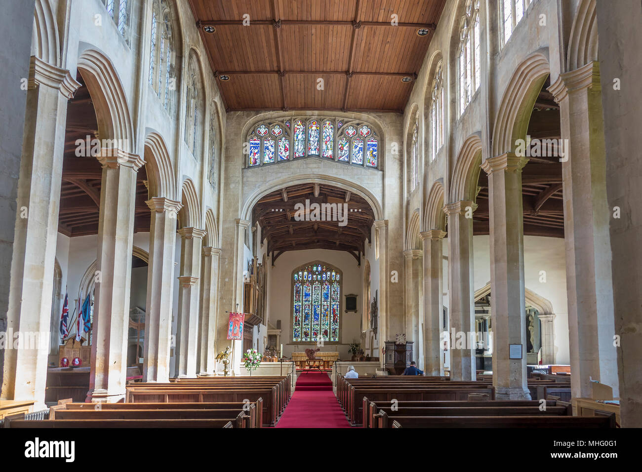 St james church interior hi-res stock photography and images - Alamy