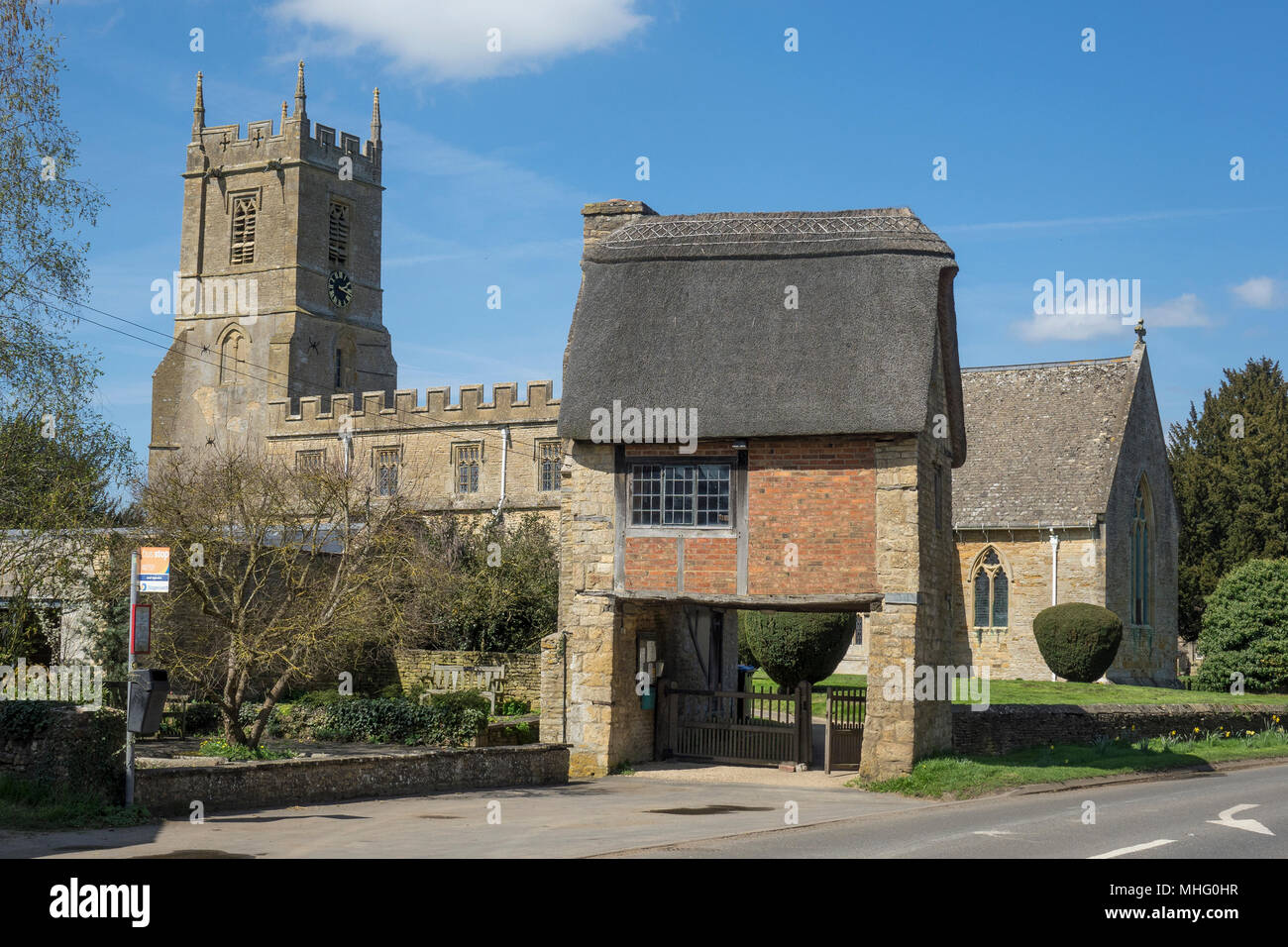 England, Warwickshire, Long Compton church & Lych gate Stock Photo - Alamy