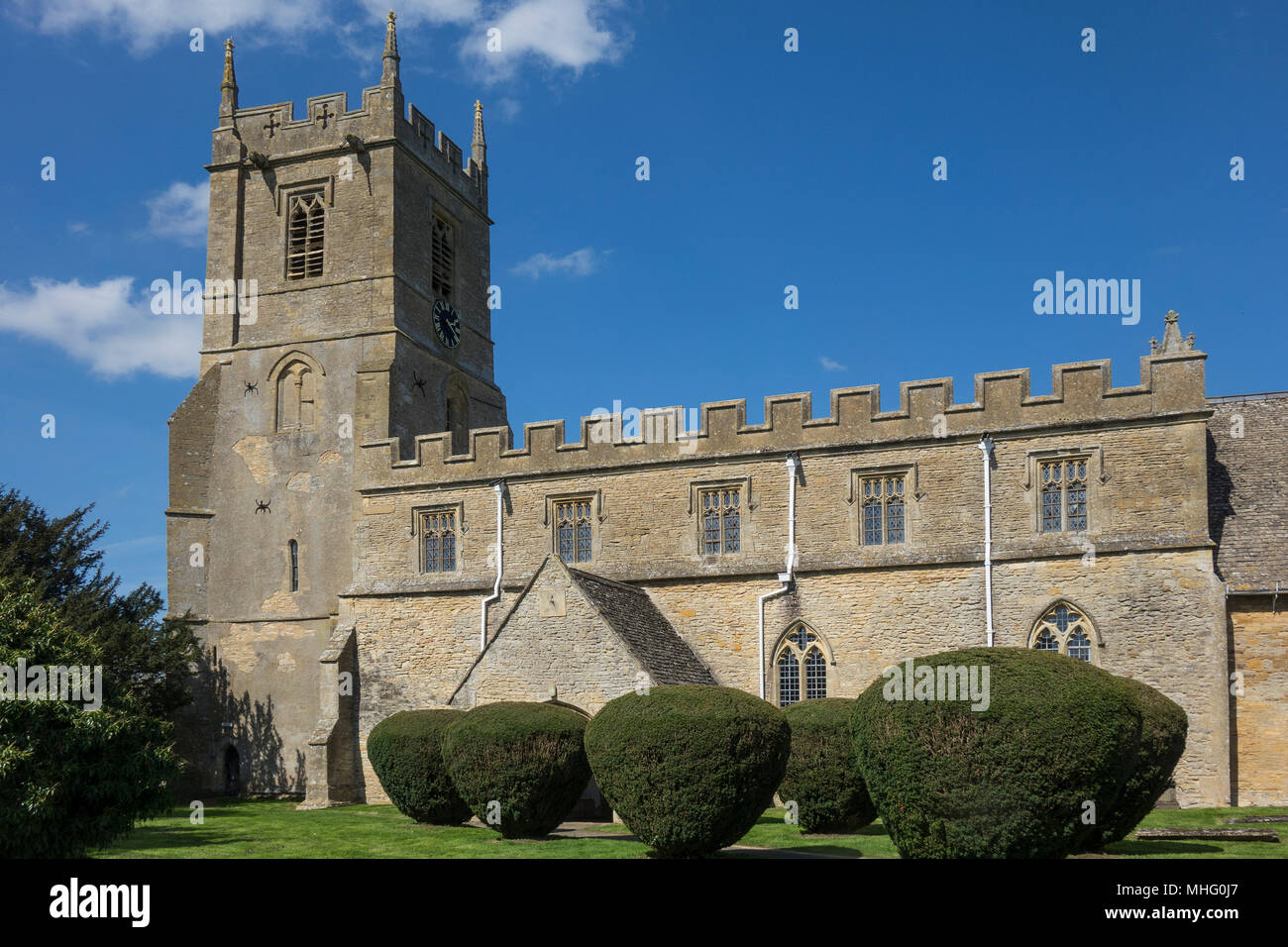 Long compton church hi-res stock photography and images - Alamy