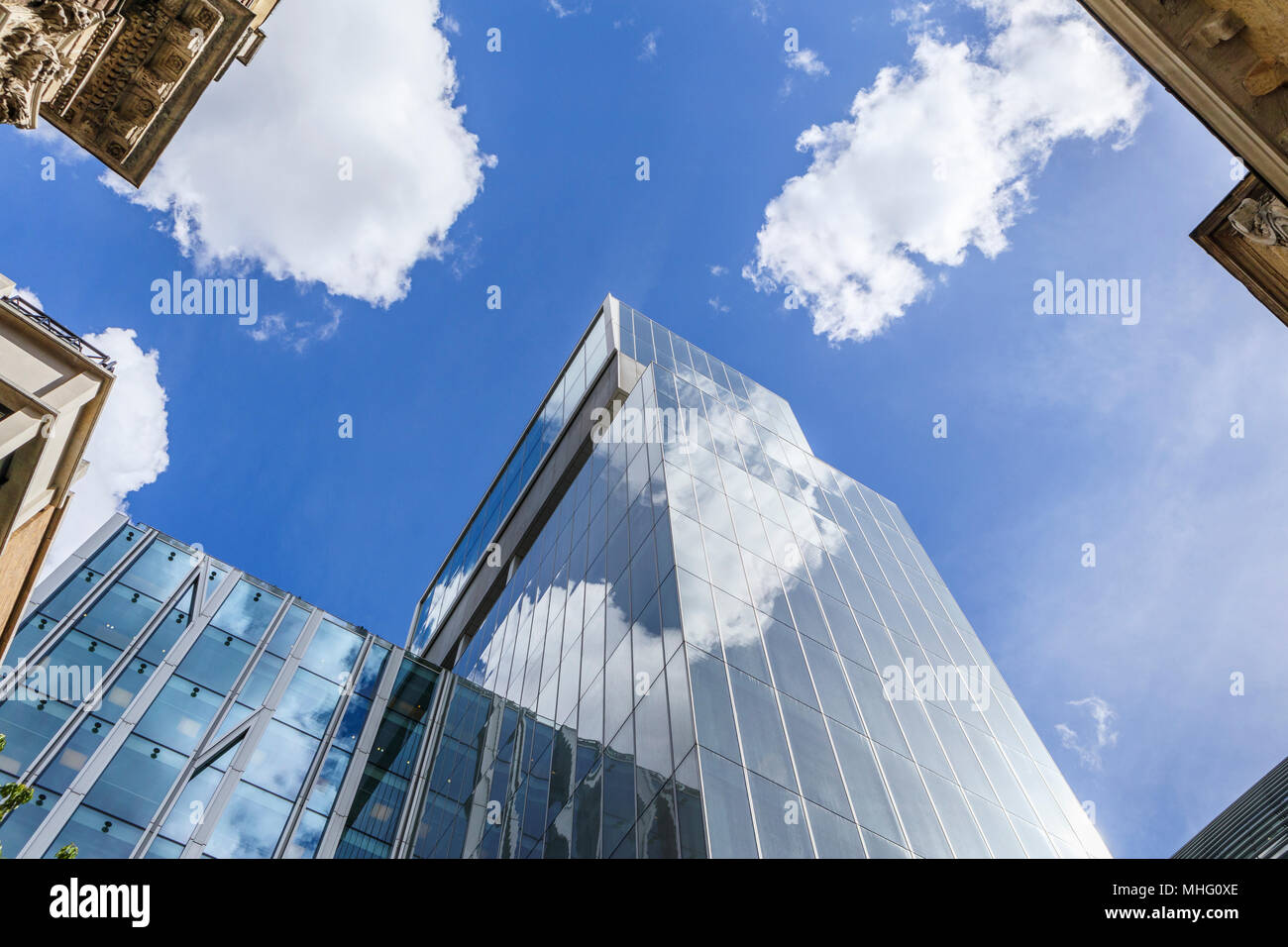 New court rothschild bank hi-res stock photography and images - Alamy