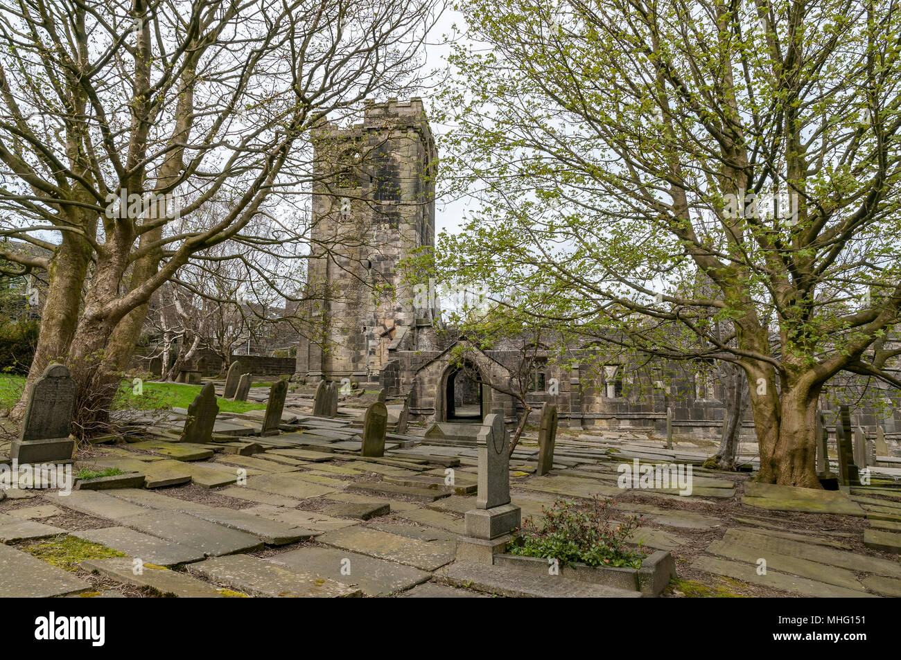 St Thomas The Apostle Church, Heptonstall Ruin Stock Photo - Alamy