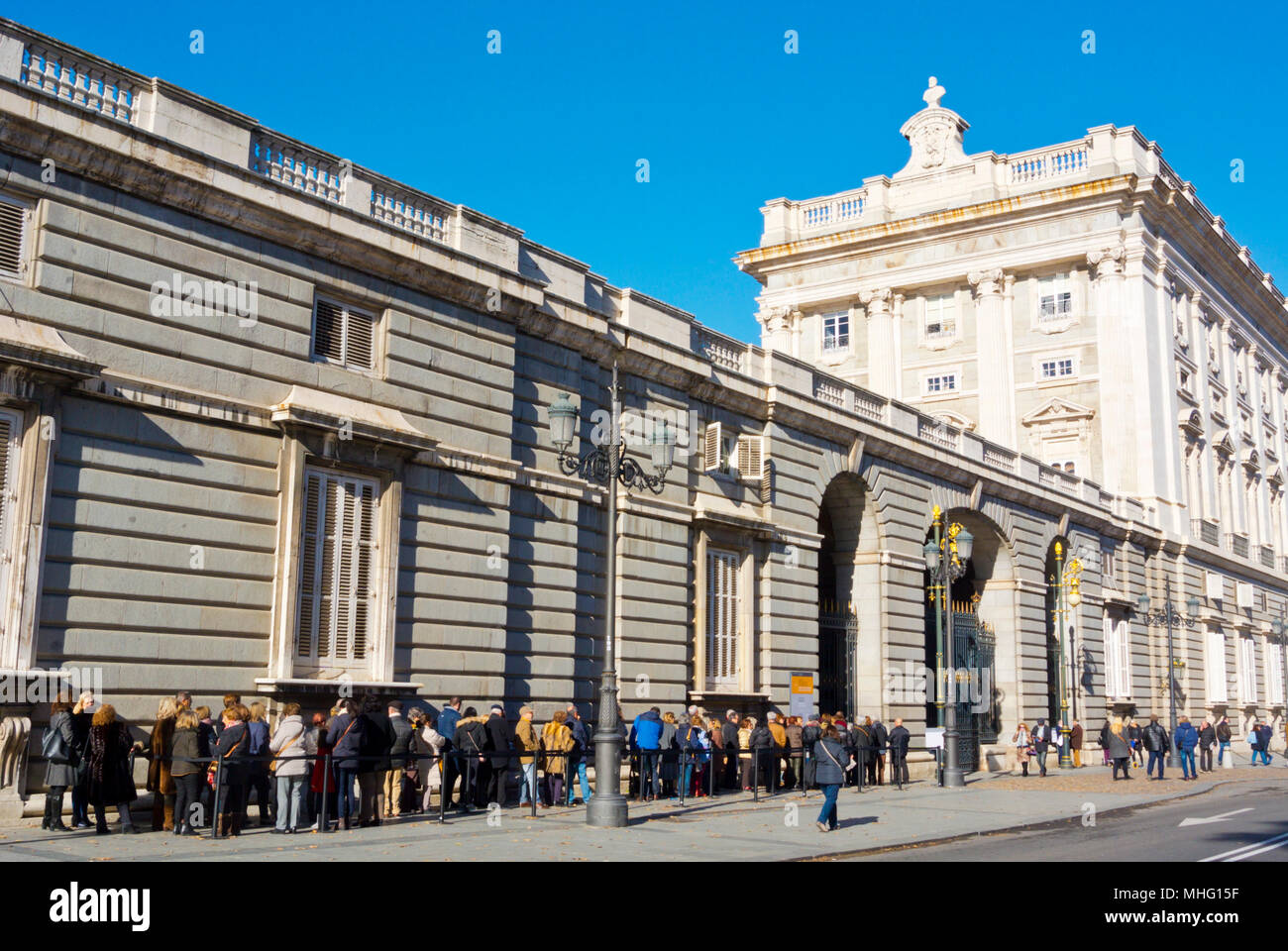 Queue in front of Palacio Real, Royal Palace, Madrid, Spain Stock Photo ...