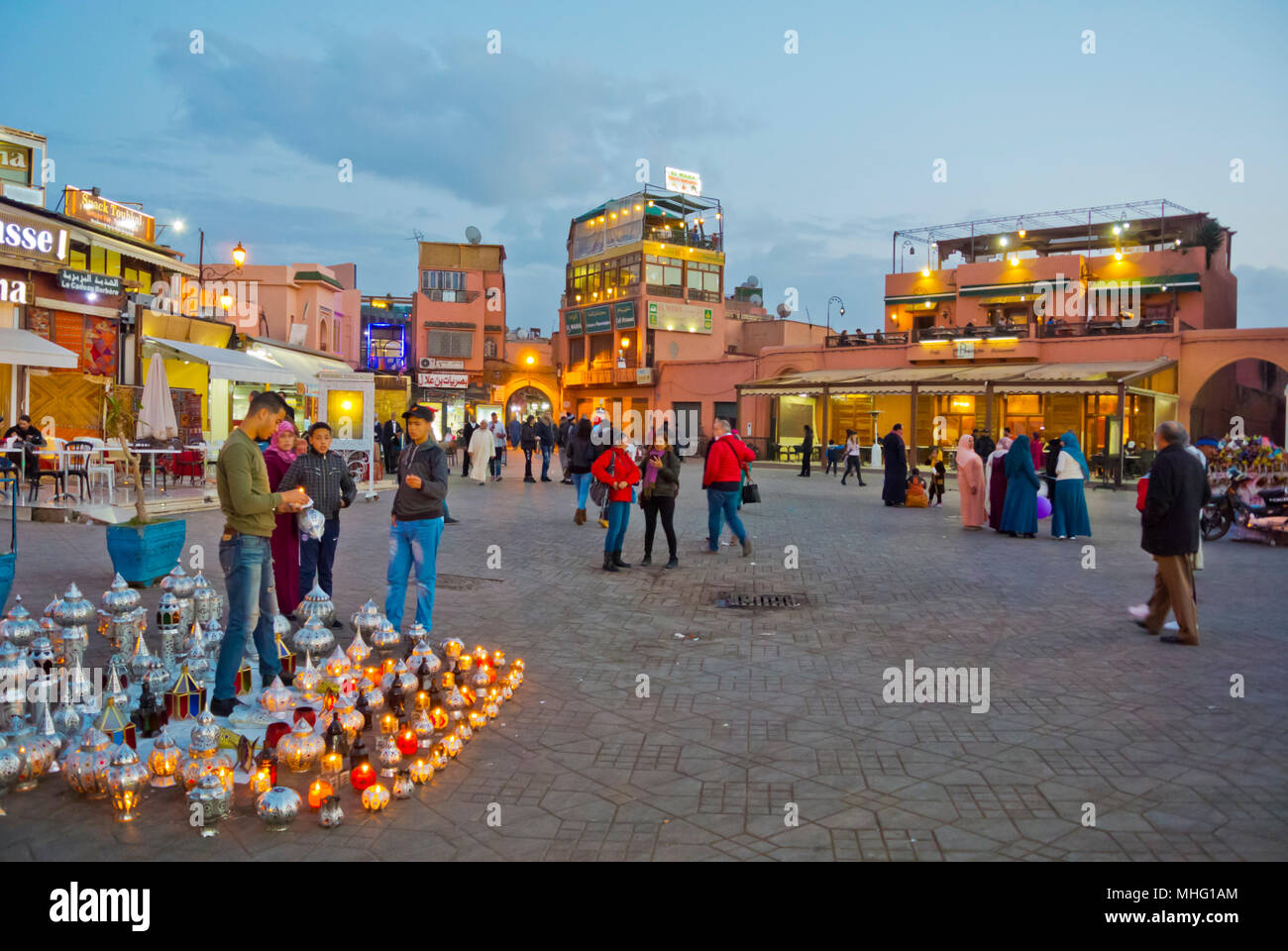 Marrakech street view hi-res stock photography and images - Alamy