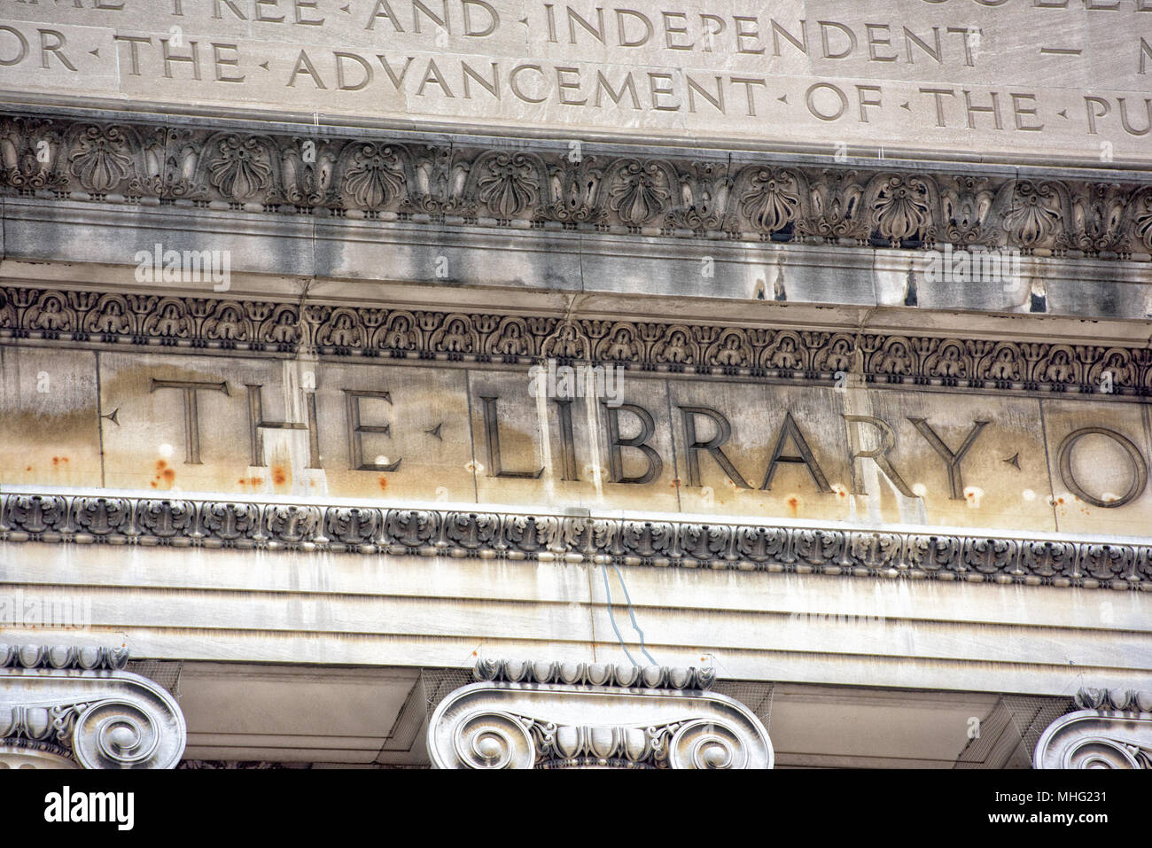 Columbia University Library in New York facade Stock Photo - Alamy