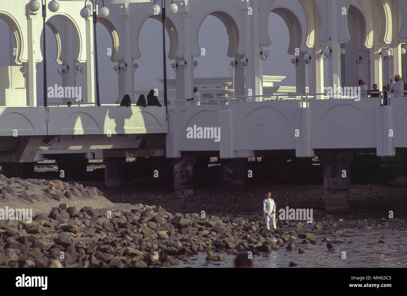 The Floating Mosque, or Masjid al Rahma, on the Jeddah Corniche Stock ...
