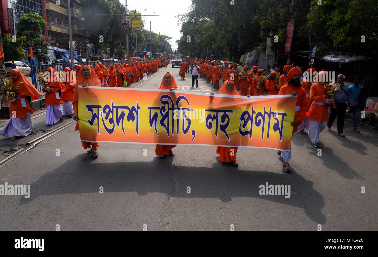 Kolkata, India. 30th Apr, 2018. Ananda Marga sanyasi or holy man and ...