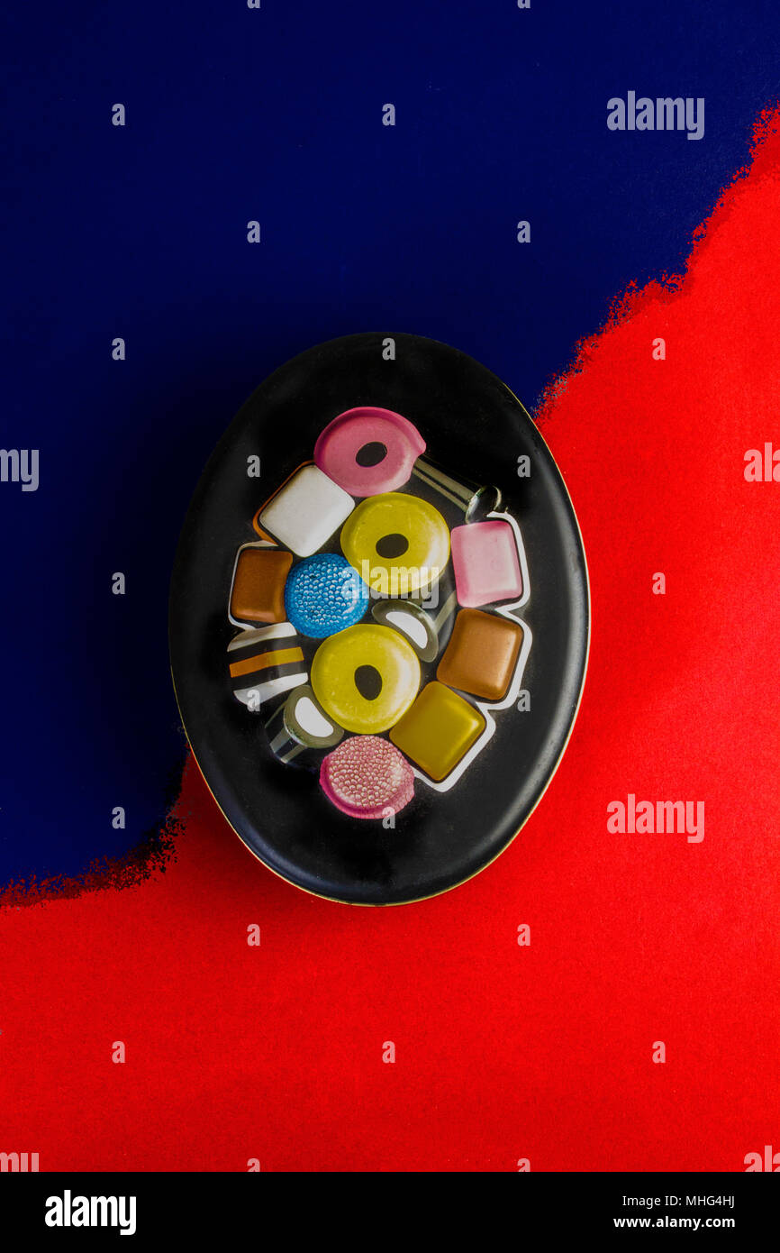 Tin of sweets hi-res stock photography and images - Alamy
