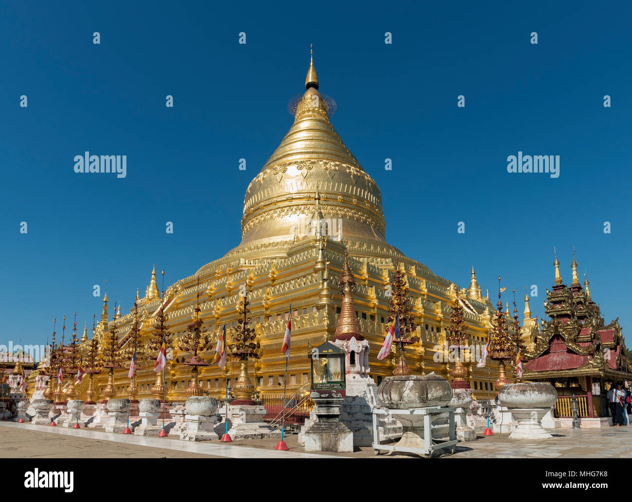 Main stupa hi-res stock photography and images - Alamy
