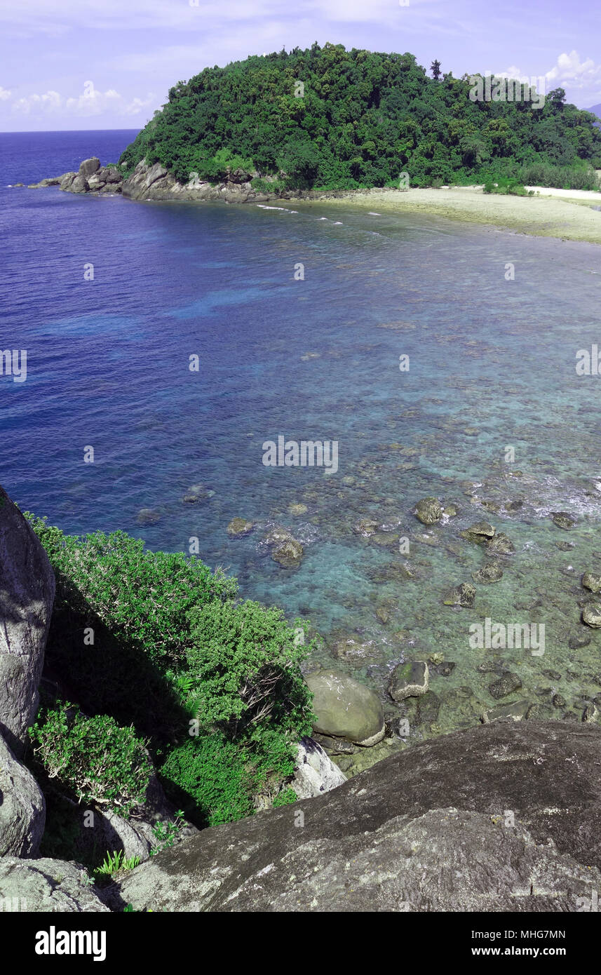Russell Island, Great Barrier Reef Marine Park, Queensland, Australia ...