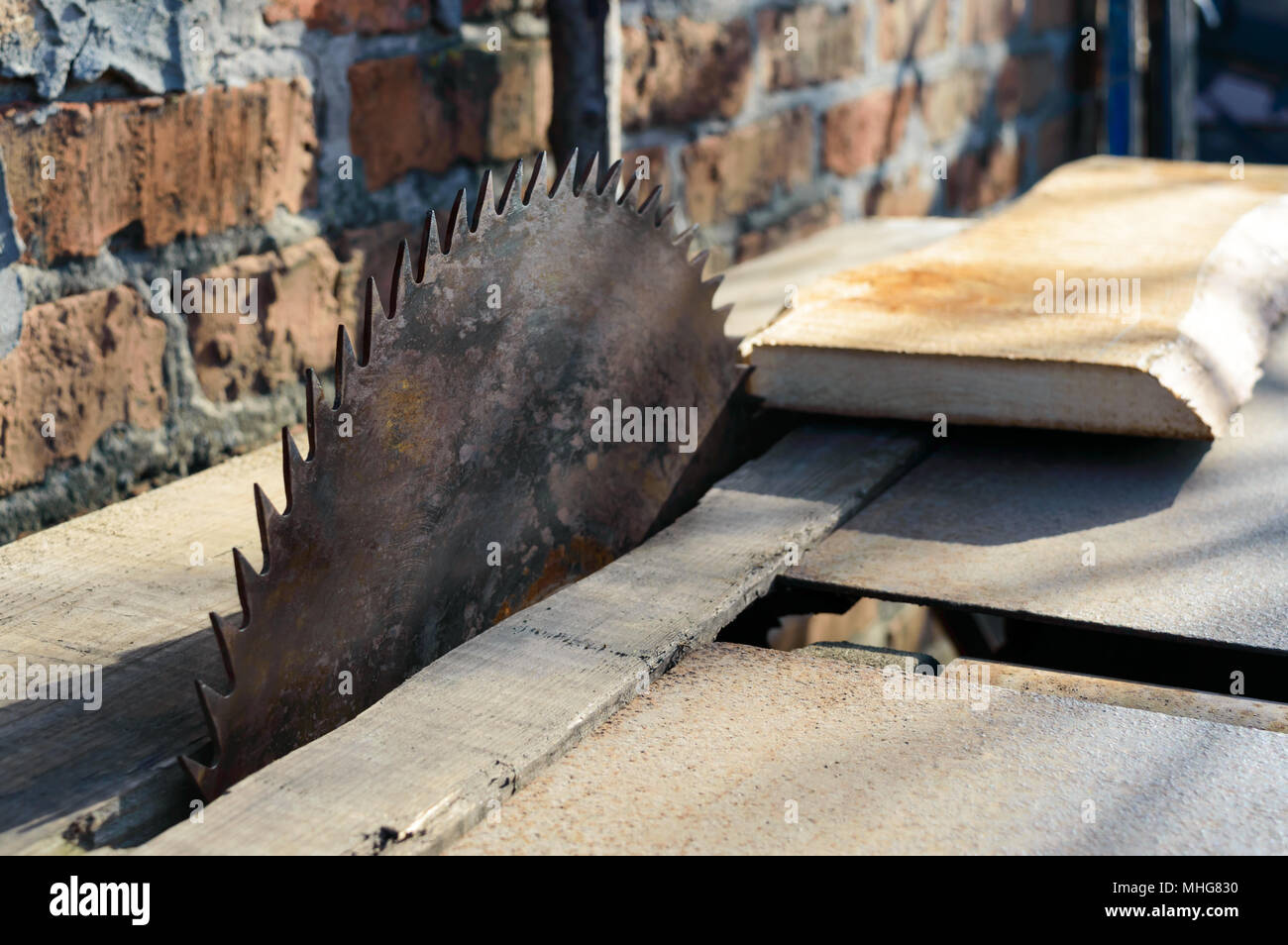 Vintage sawing machine hi-res stock photography and images - Alamy