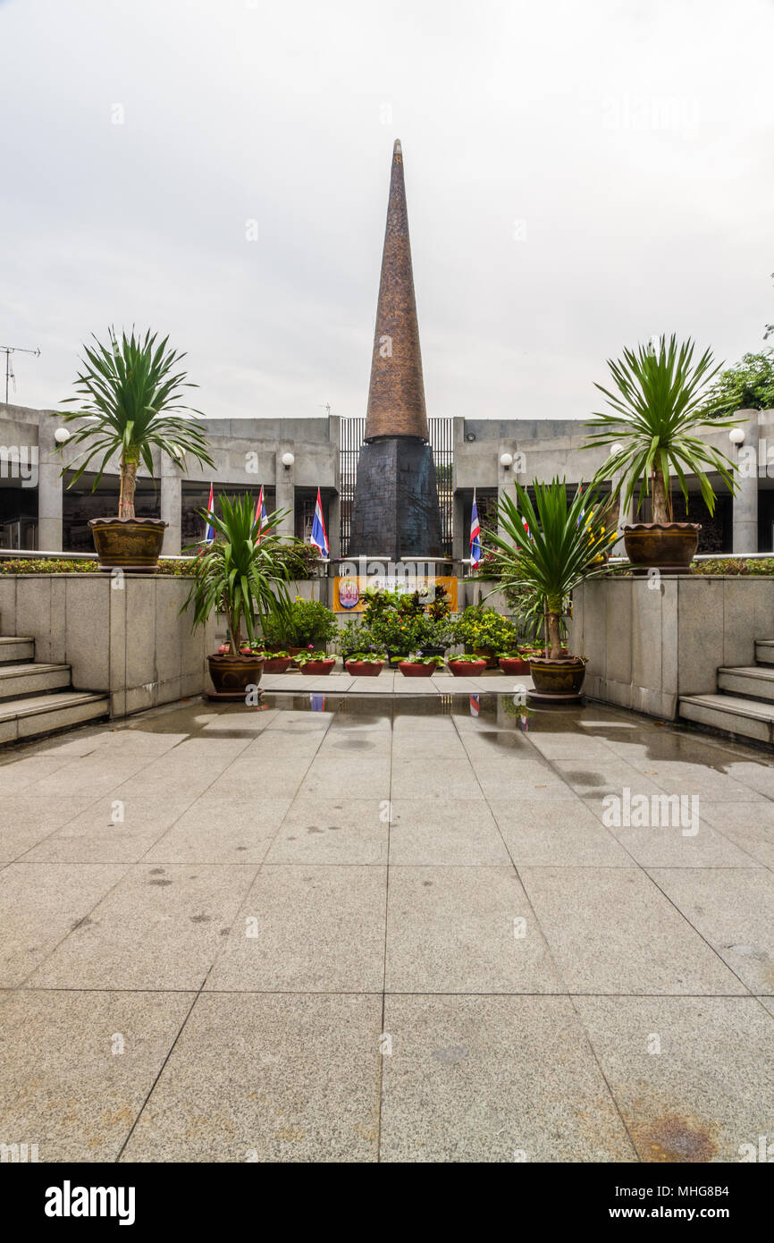 Memorial to uprising October 14 1973 in Bangkok, Thailand Stock Photo ...