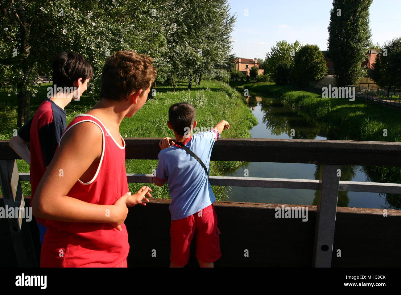 Bridge people bikes vehicles hi-res stock photography and images - Alamy