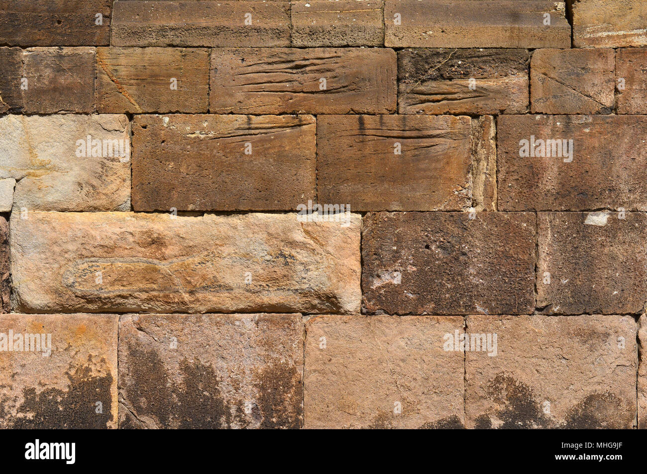 Medieval stone structure hi-res stock photography and images - Alamy