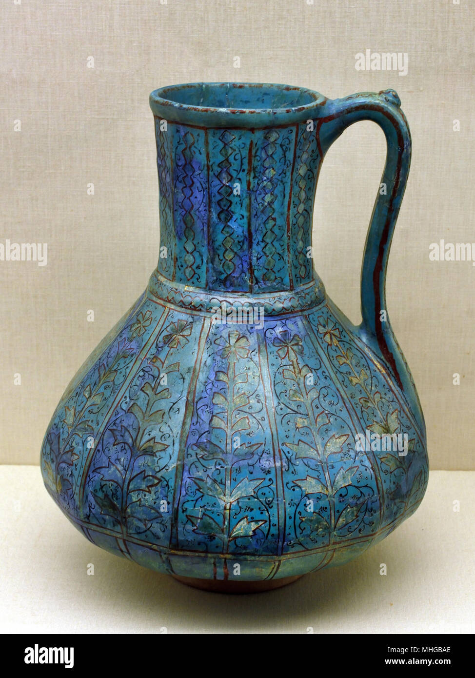 Persian Ceramics High Resolution Stock Photography and Images - Alamy