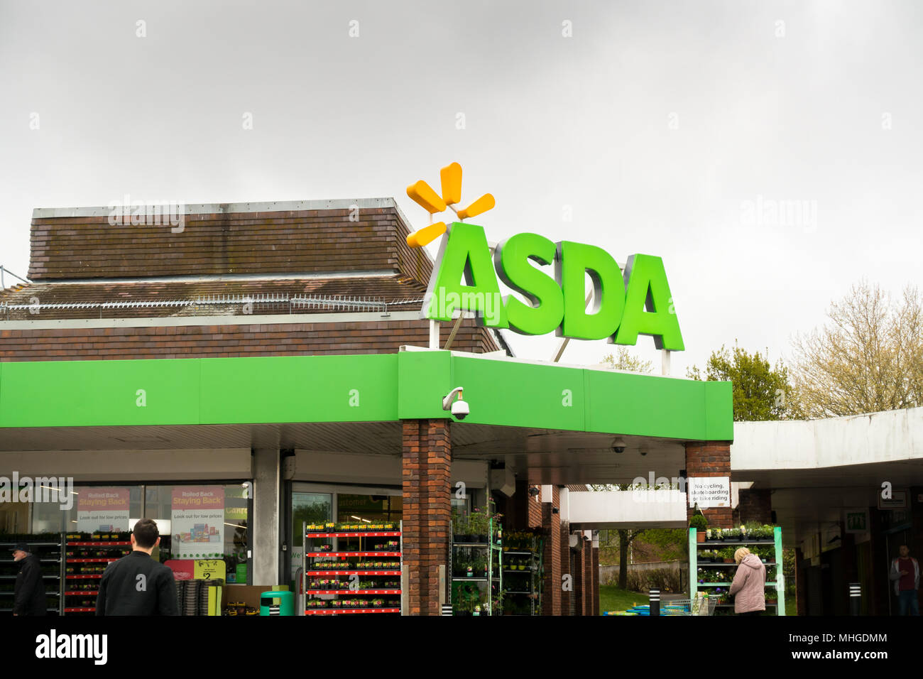 Asda logo hi-res stock photography and images - Alamy