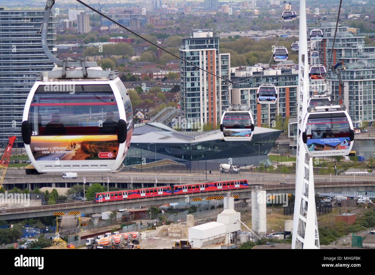 Emirates Cable Car and The MBNA Thames Clipper Stock Photo - Alamy