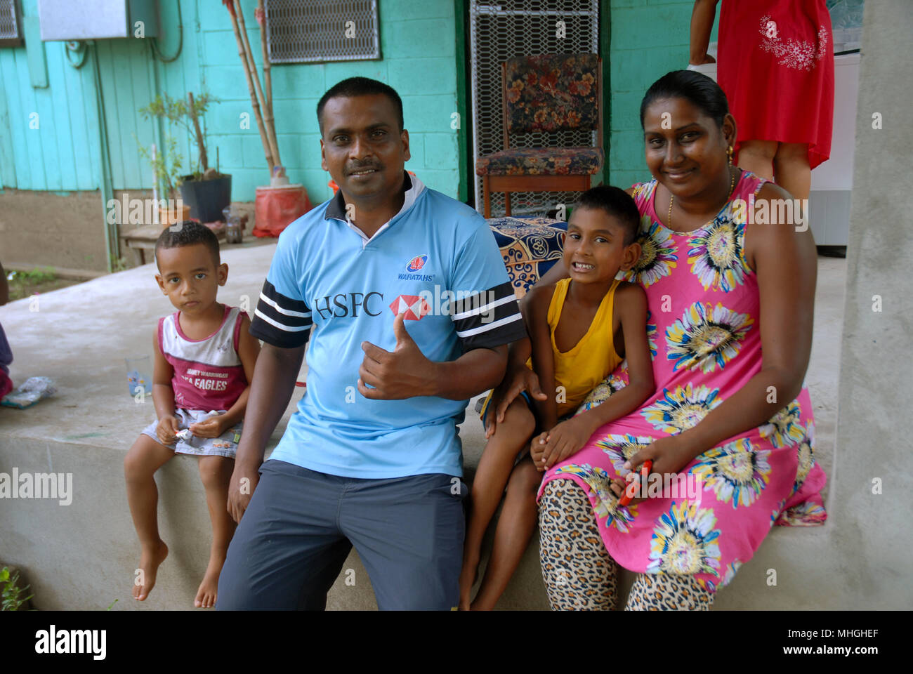 Fijian family hi-res stock photography and images - Alamy