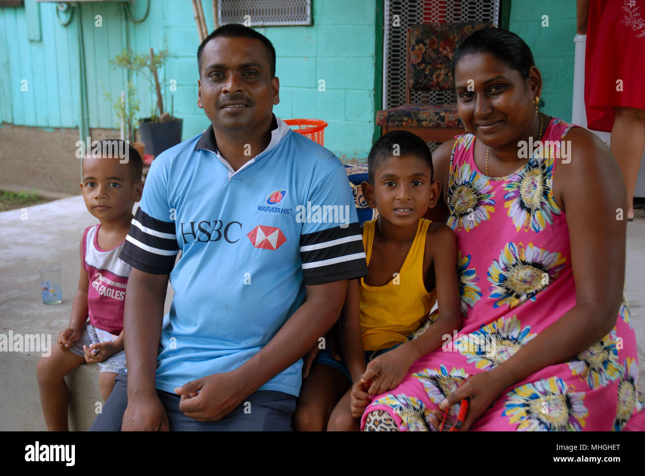 Fijian family hi-res stock photography and images - Alamy