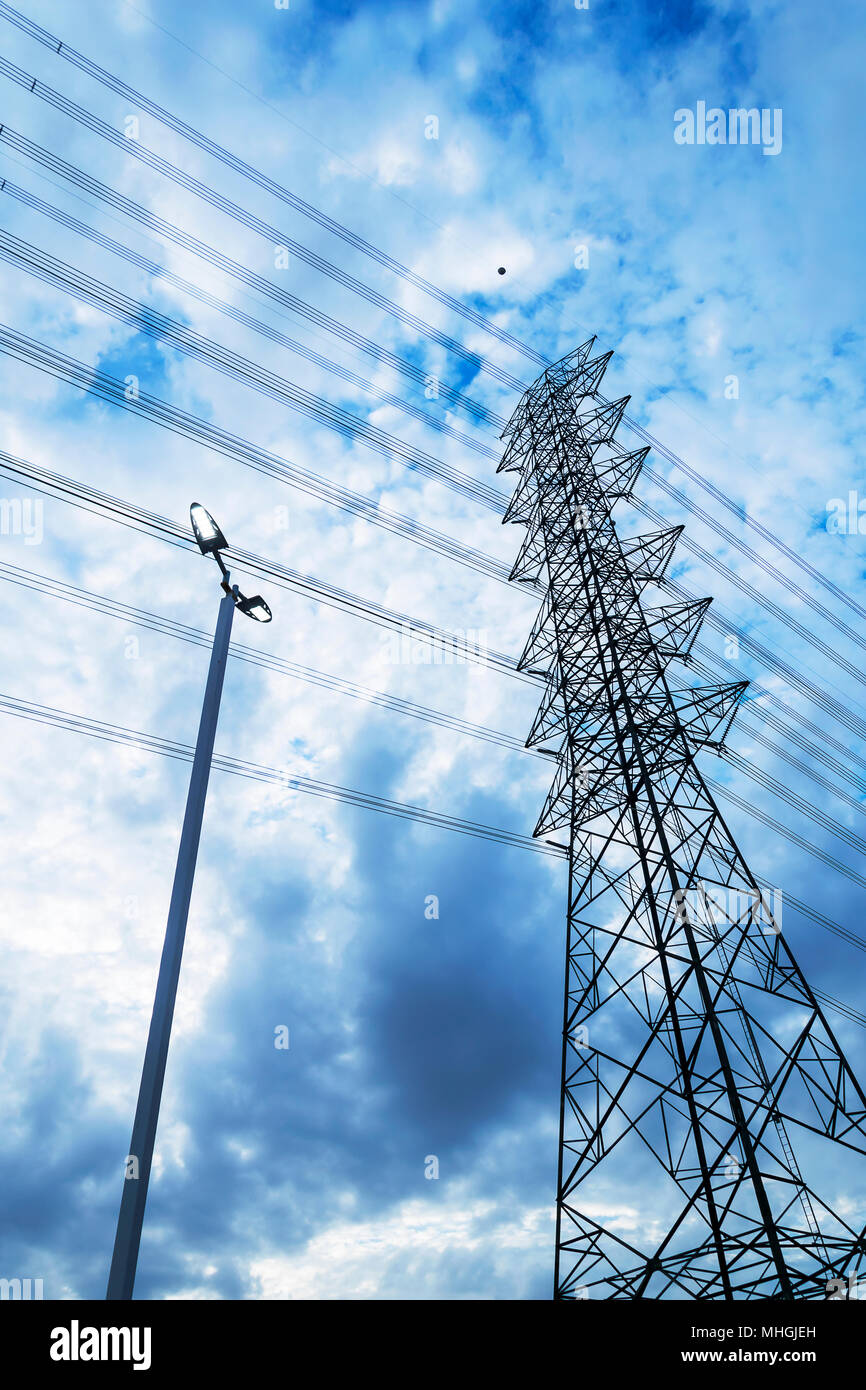 Prop up hi-res stock photography and images - Alamy