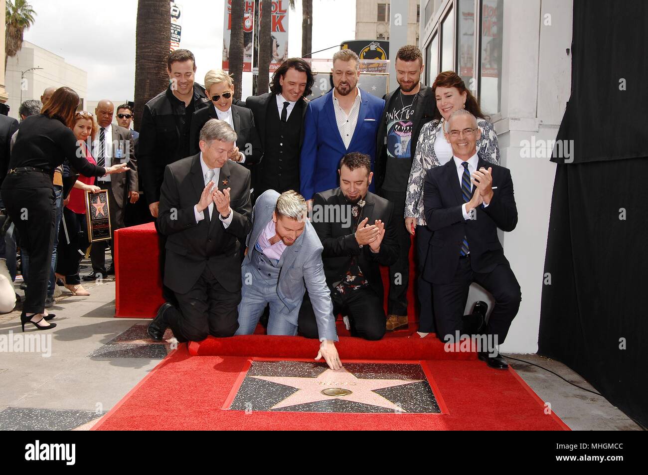 Los Angeles, CA, USA. 30th Apr, 2018. Carson Daly, Leron Gubler, Ellen ...