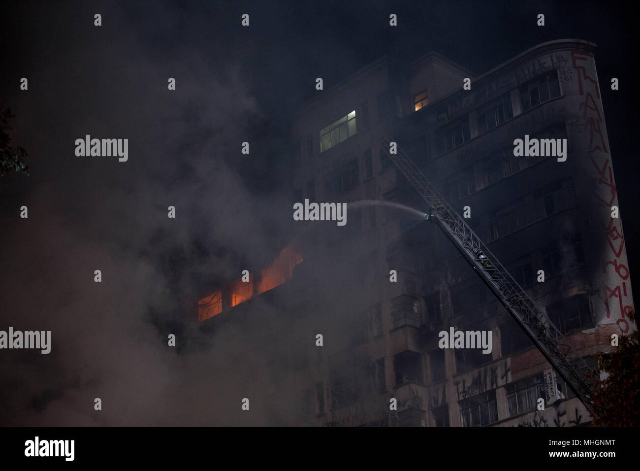 Sao Paulo, Sao Paulo, Brazil. 1st May, 2018. A tower collapsed after a ...
