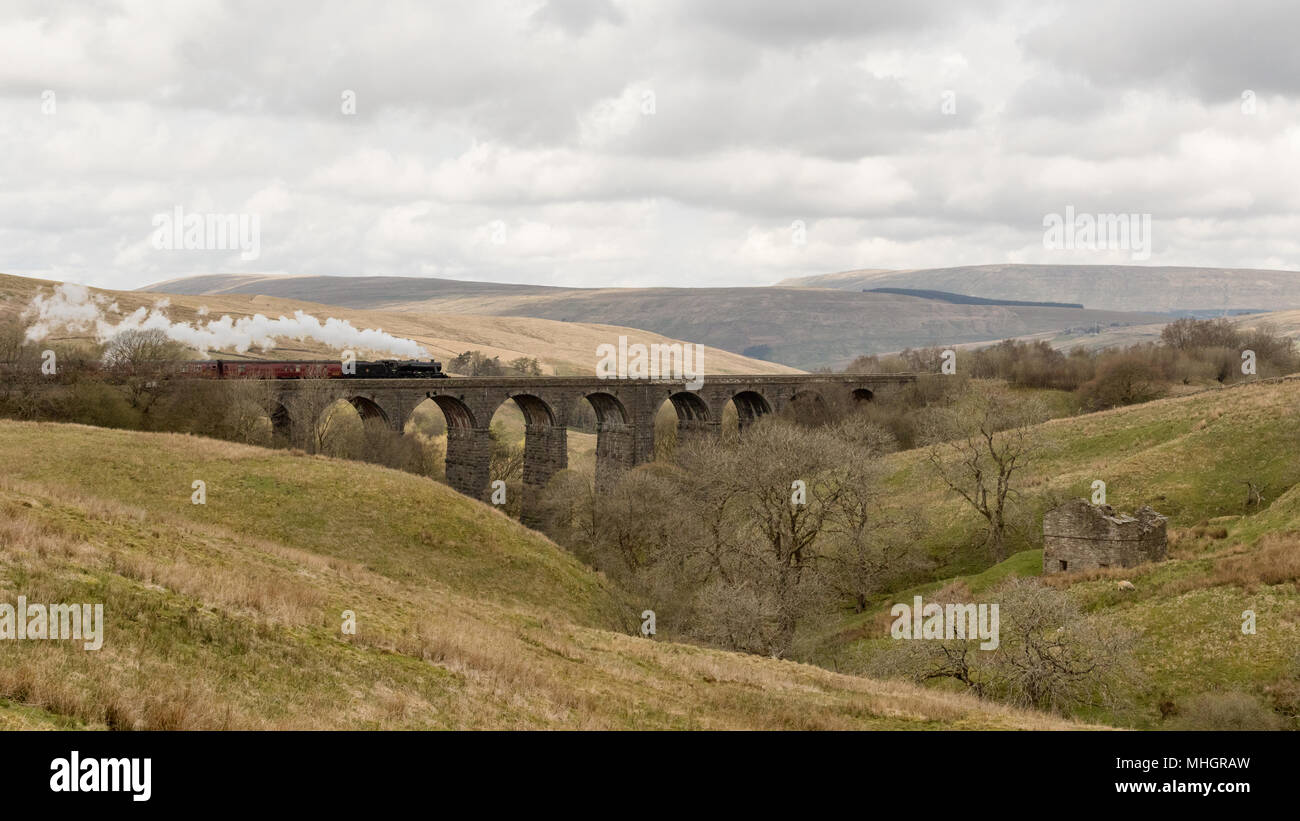 Yorkshire, United Kingdom. 01st May 2018. Steam locomotive 48151 powers ...