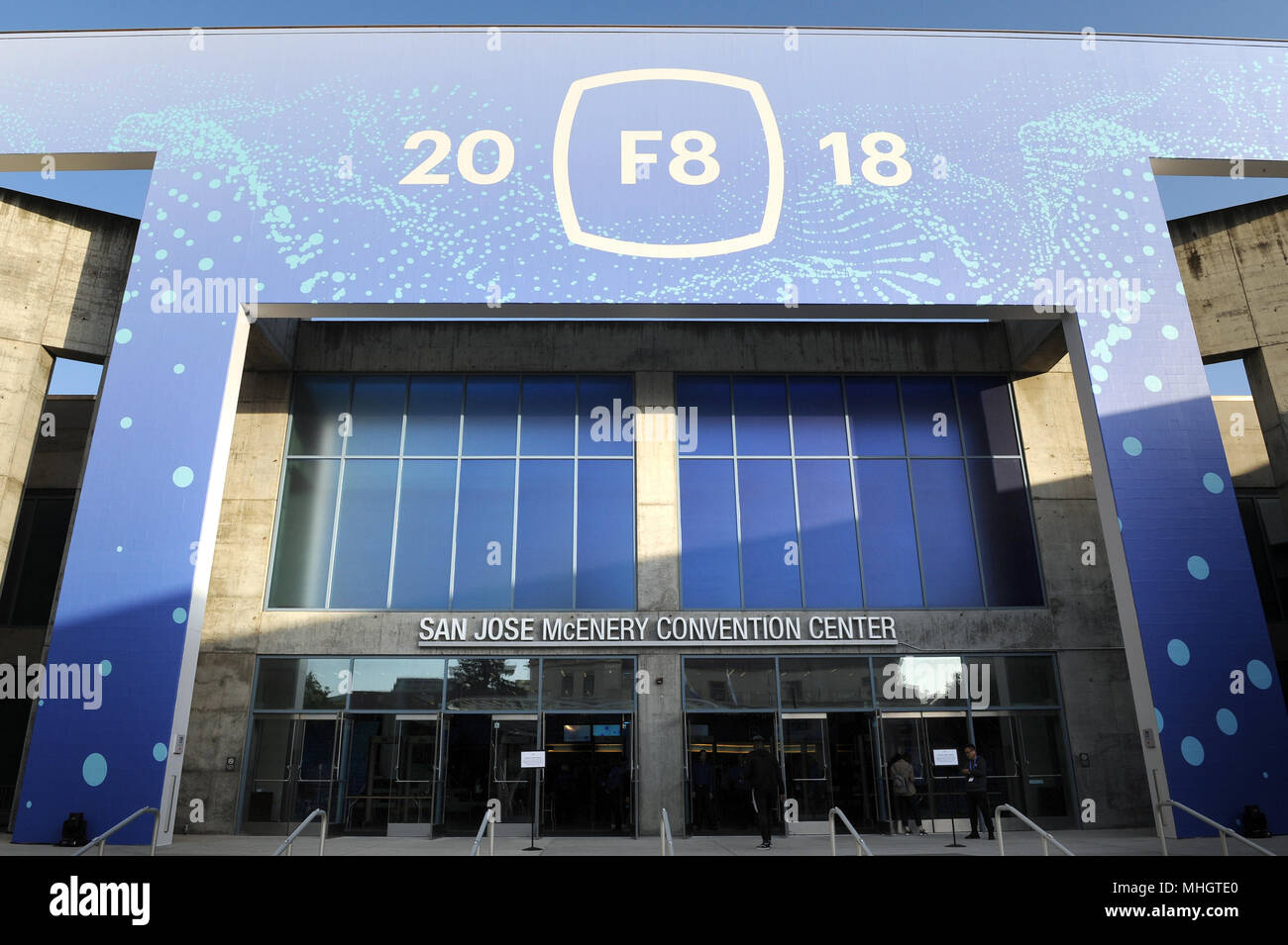 F8 logo hi-res stock photography and images - Alamy