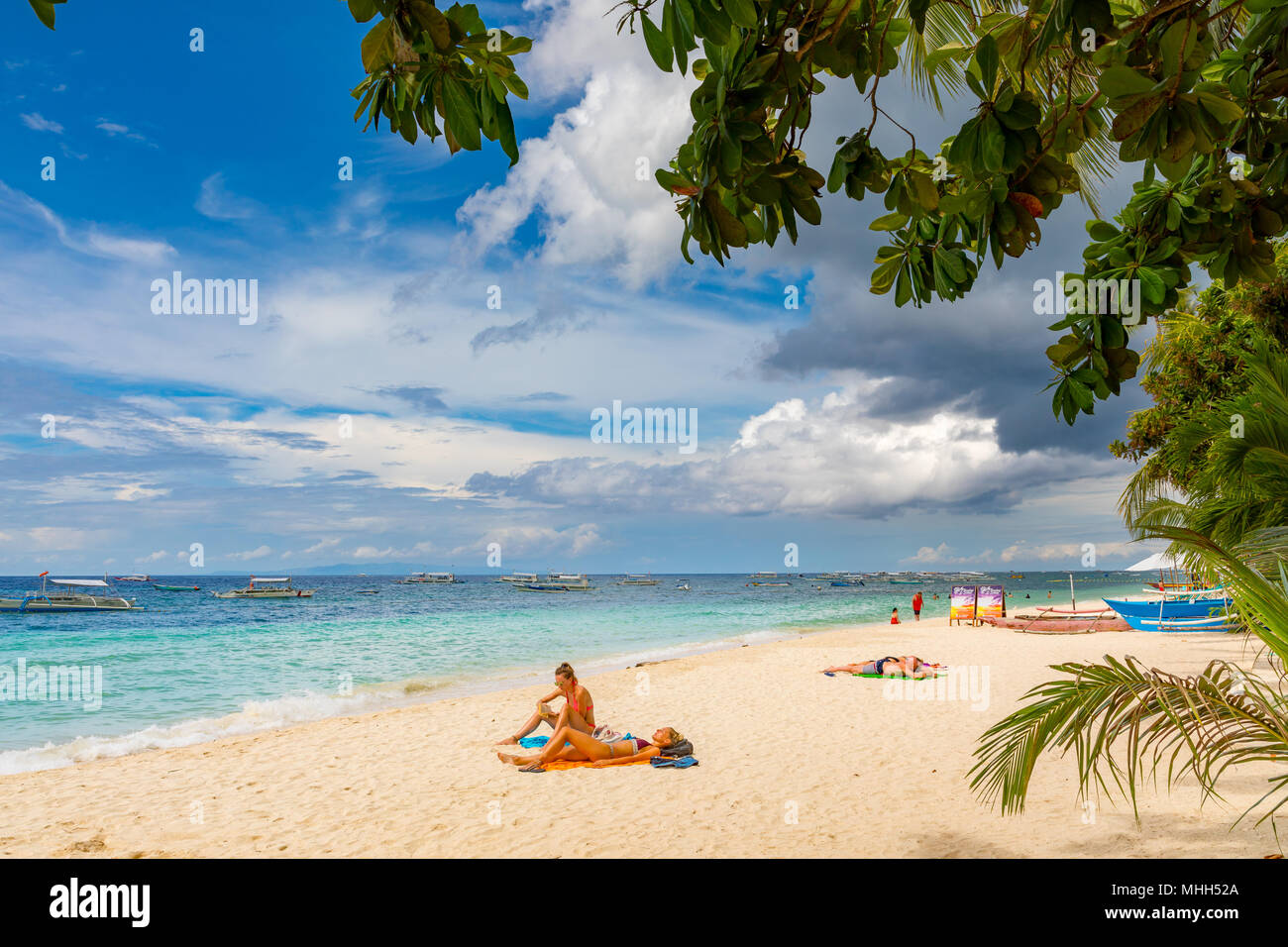 Alona Beach Bohol Philippines April 20, 2018 Alona Beach Stock Photo ...