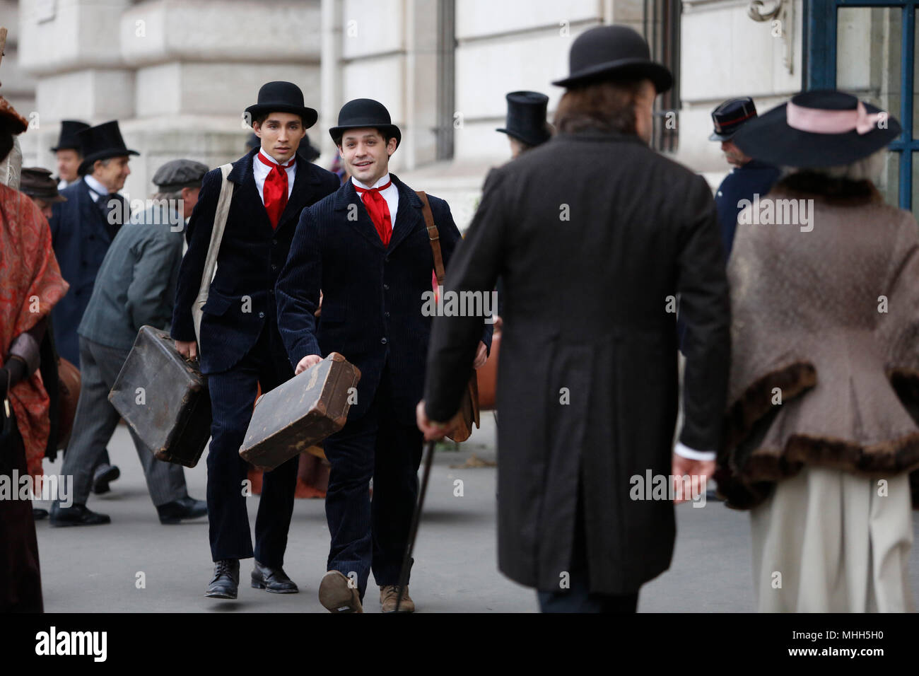 GENIUS, (in bowler hat from left): Robert Sheehan (as Carlos Casagemas ...