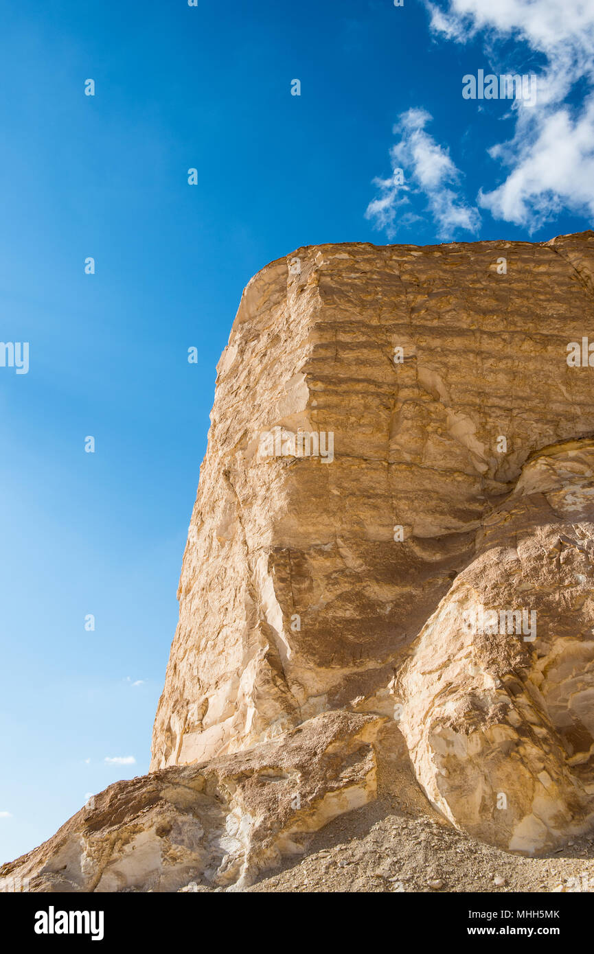 Beautiful view of the limestone formations of the White Desert, a ...