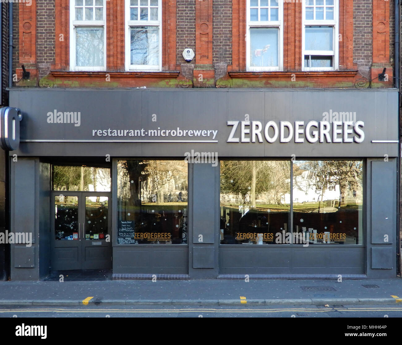 Reading, England - December 01 2017: ZeroDegrees micro brewery and pub ...