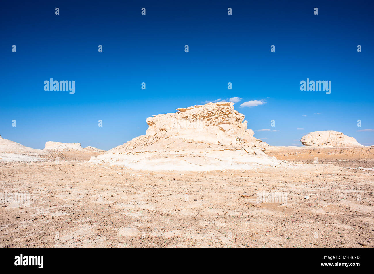 Landscape of the Rock formations at the Western White Desert National ...
