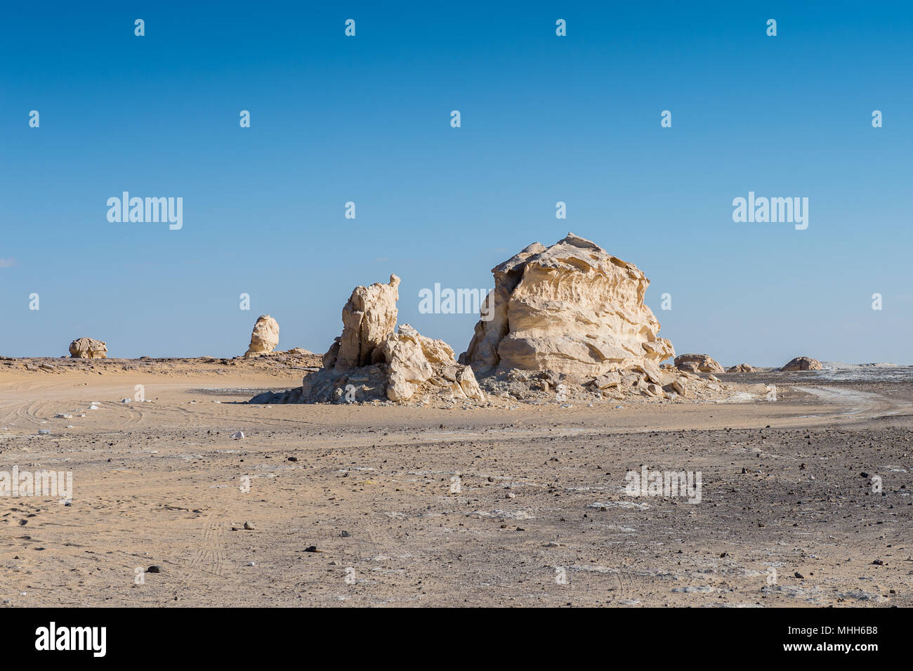 Landscape of the Rock formations at the Western White Desert National ...
