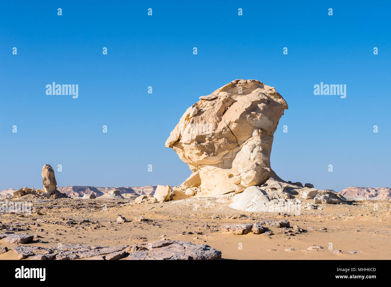Landscape of the Rock formations at the Western White Desert National ...