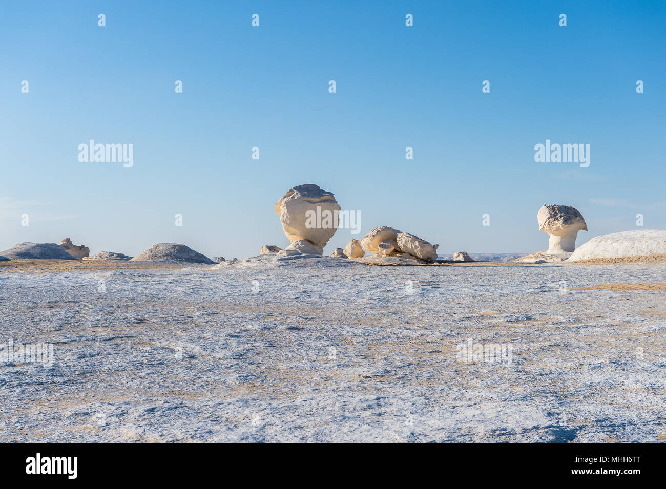 Rock formations at the Western White Desert National Park of Egypt ...