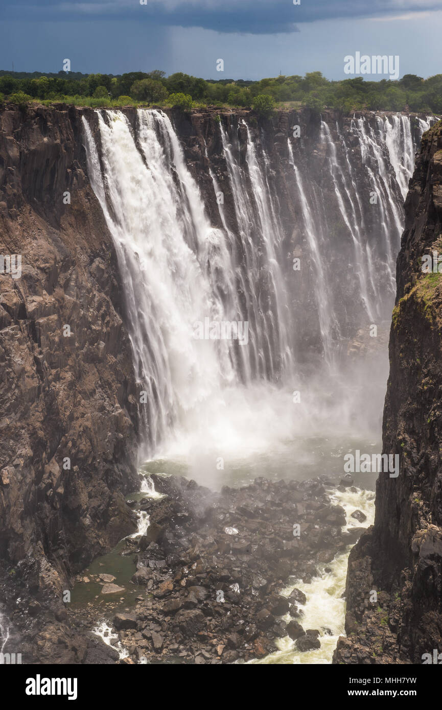 Beautiful landscape of Victoria Falls, boarder of Zambia and Zimbabwe ...