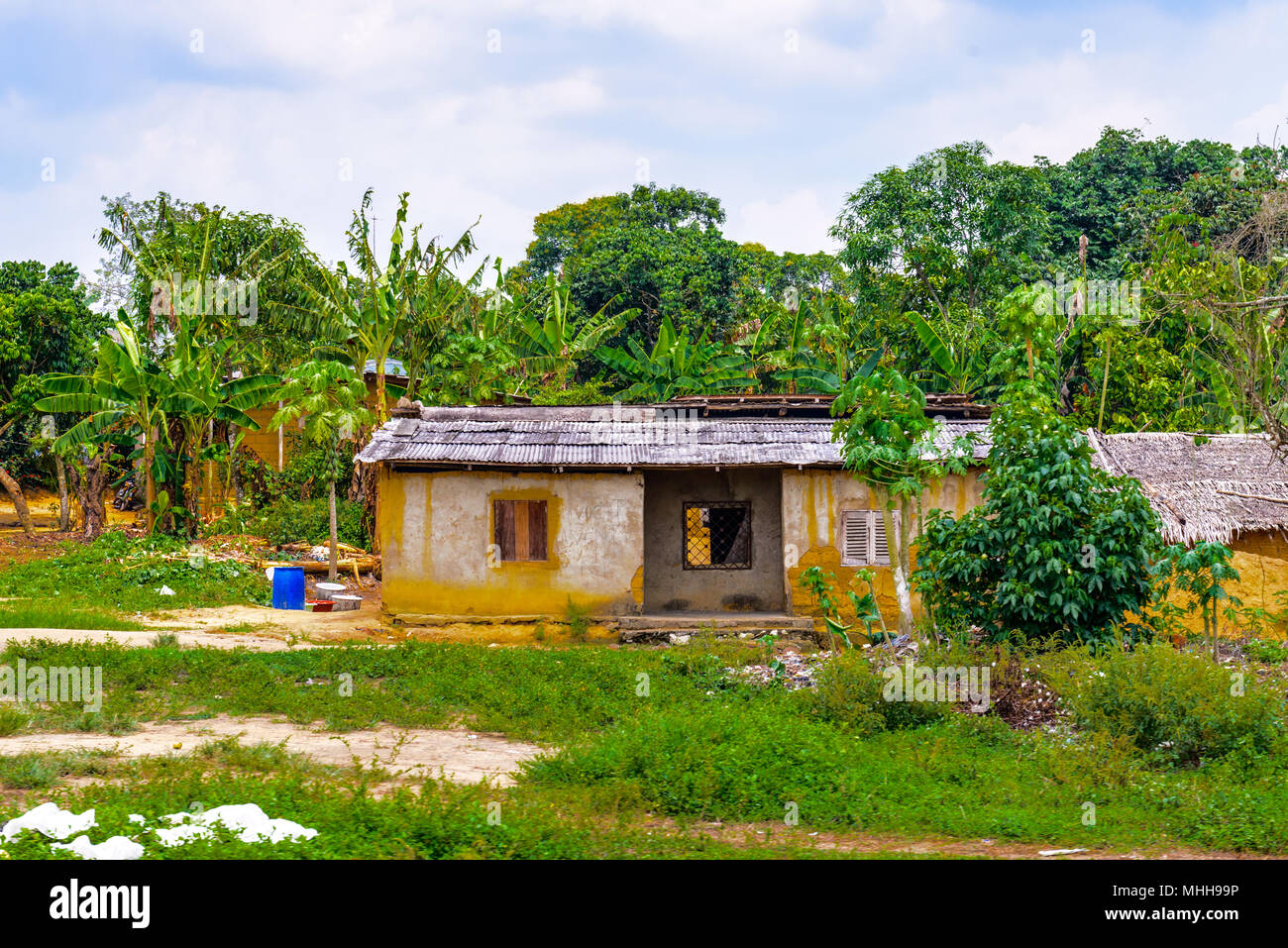 Living house plantation land hi-res stock photography and images - Alamy