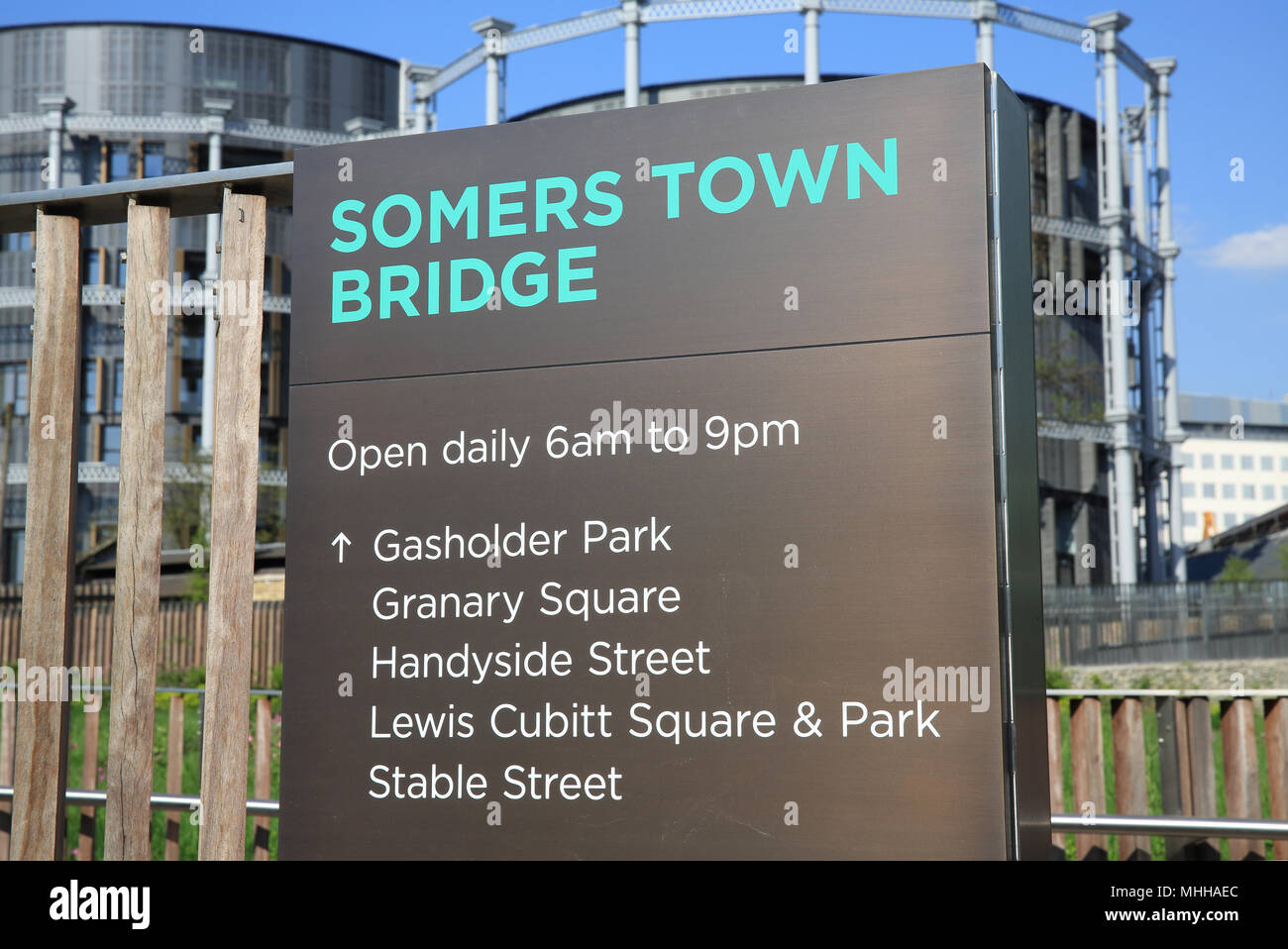 Somers Town Bridge over Regents Canal, at Kings Cross, in London, UK ...