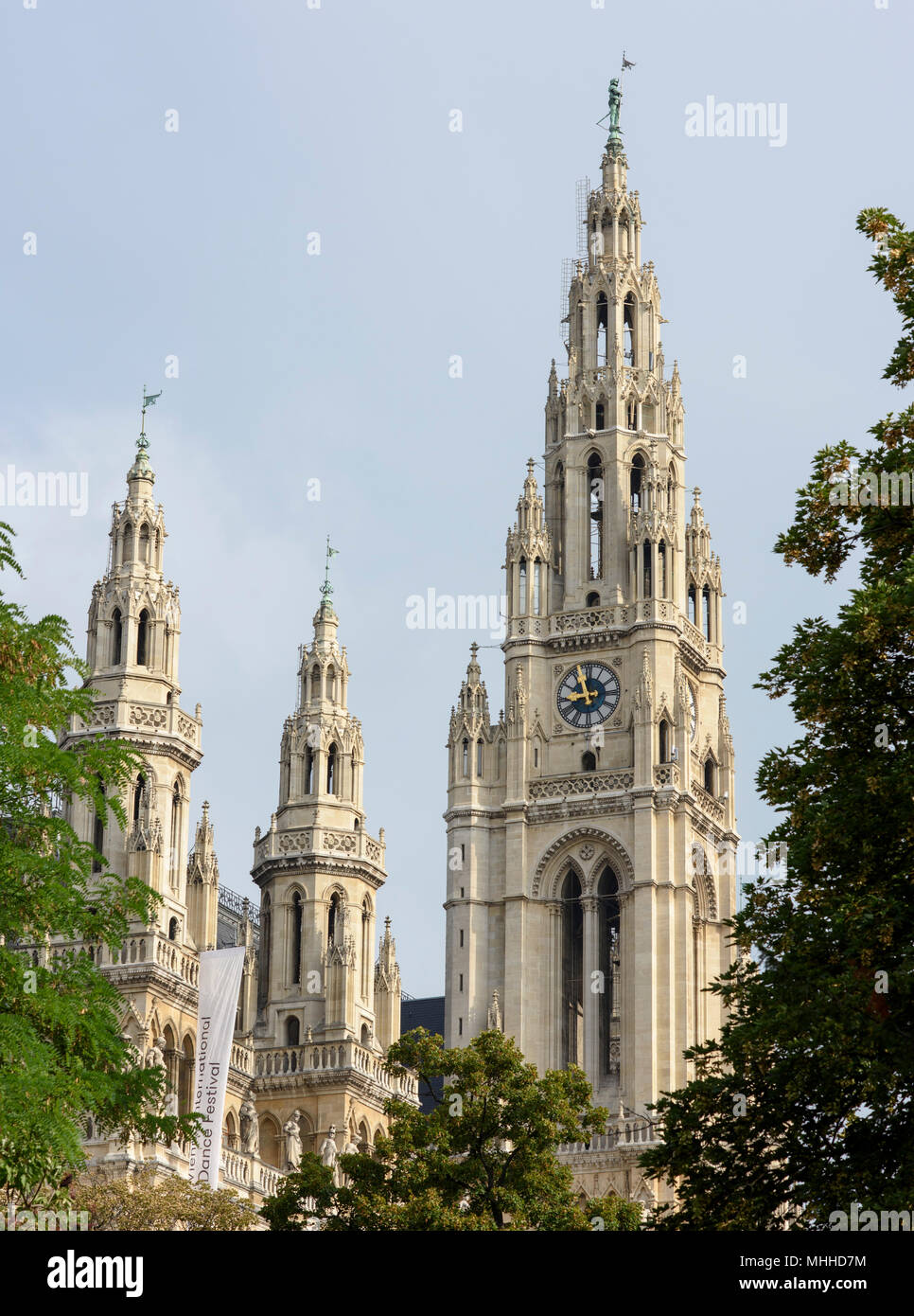 Rathaus wien hi-res stock photography and images - Alamy